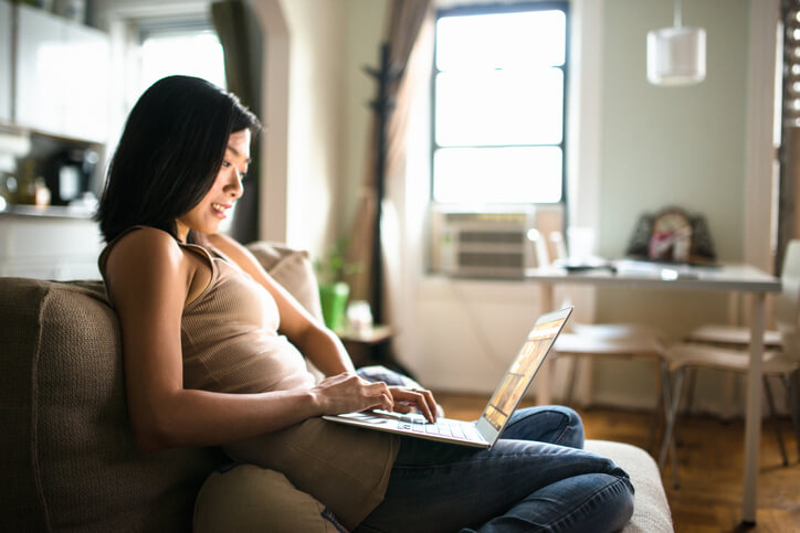 5 Asian American Bloggers That Dominate the Web